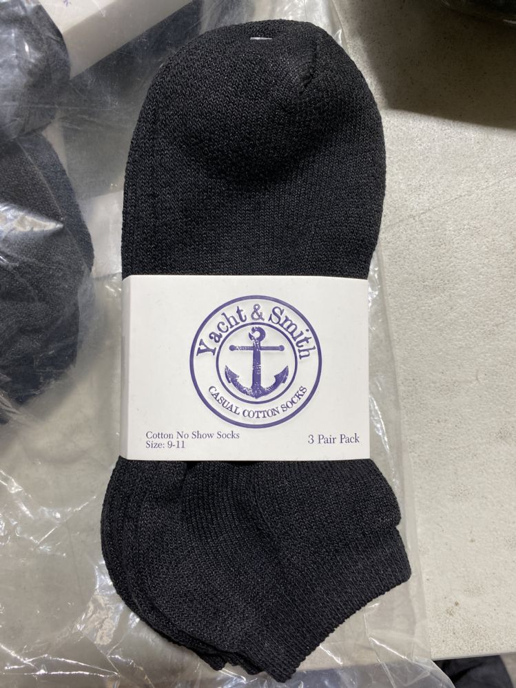 1200 Bulk Mega Sock Pallet Deal Mens Woman And Children Mix Socks - All ...